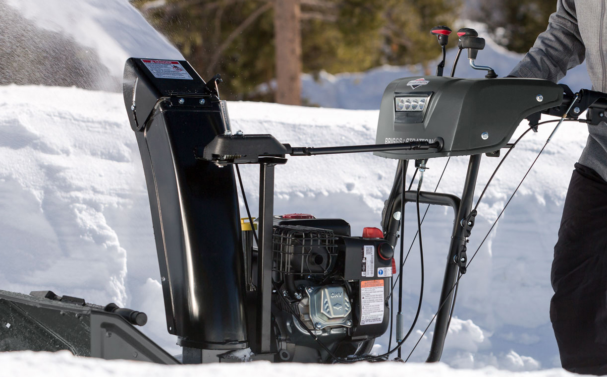 Snow Blowers | Briggs & Stratton