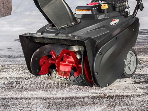 SnowShredder™ Single-Stage Snow Blowers | Briggs & Stratton