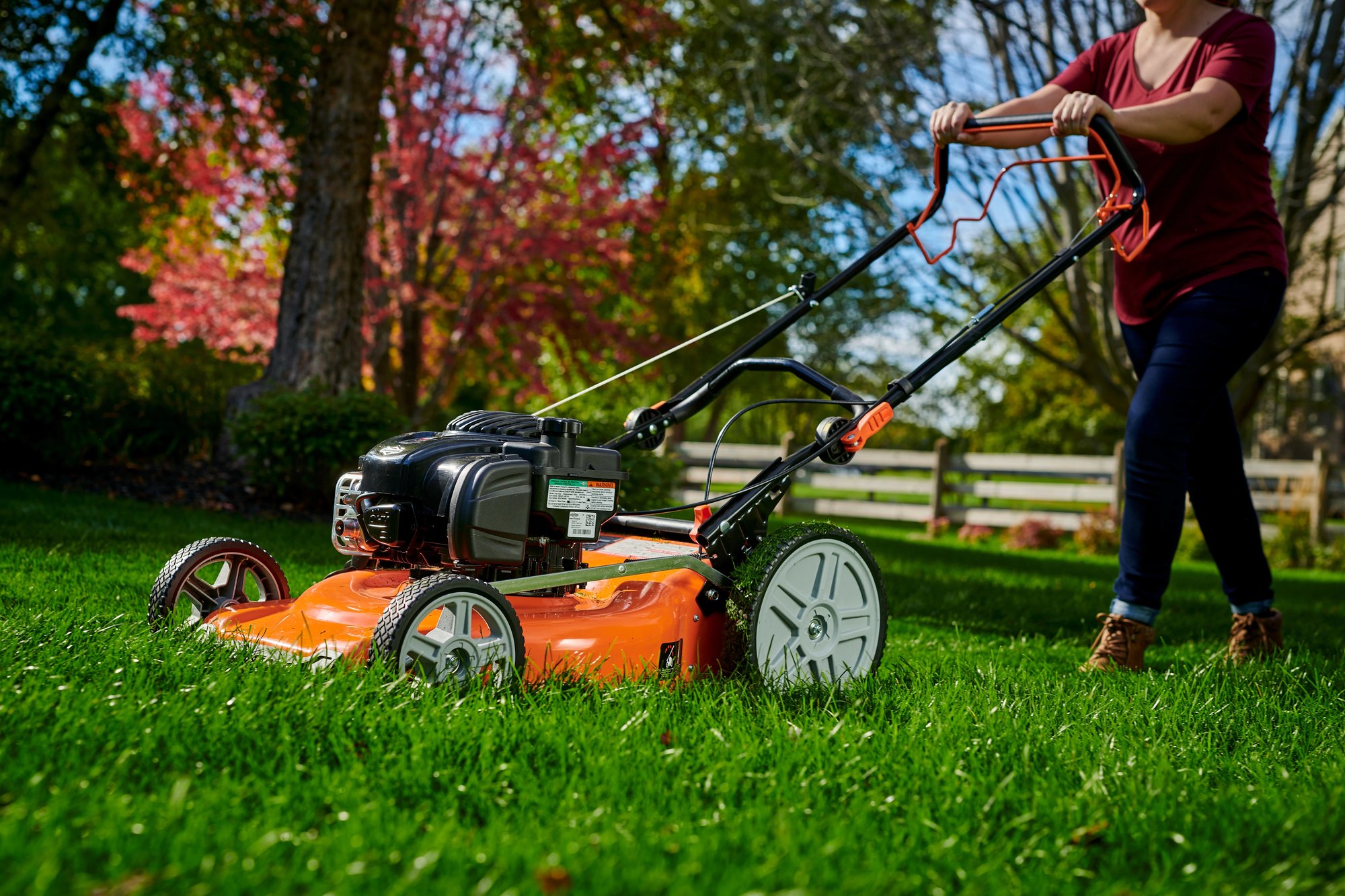 Engines for Mowers, Snow Blowers & Utility | Briggs & Stratton